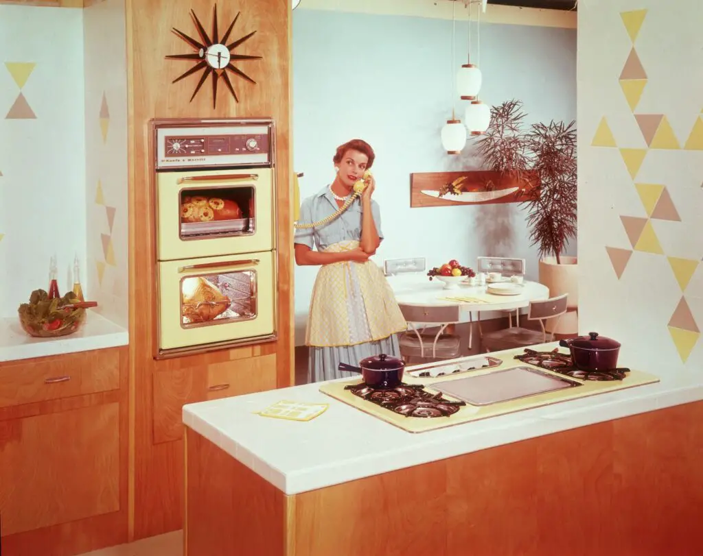 Do You Recognize this Vintage Kitchen Tool? - The Archivist