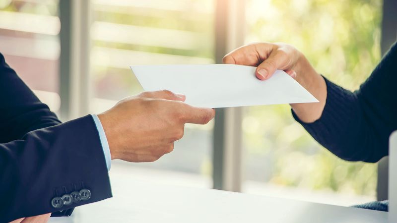 At My Graduation Dinner, My Parents Gave Me a Disownment Letter—So I ...